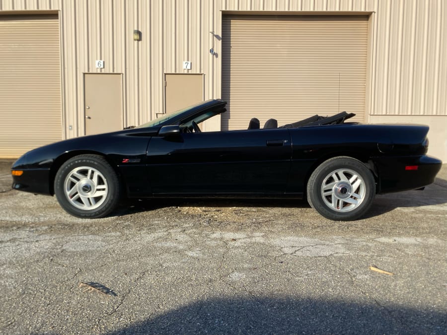 1995 Chevrolet Camaro Z28 Convertible for Sale at Auction - Mecum Auctions