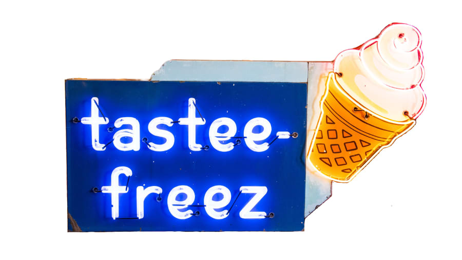 Tastee Freeze Single-Sided Porcelain Neon Sign for Sale at Auction ...