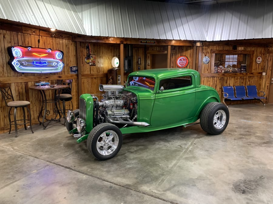1932 Ford Hi-Boy 3-Window Coupe for Sale at Auction - Mecum Auctions
