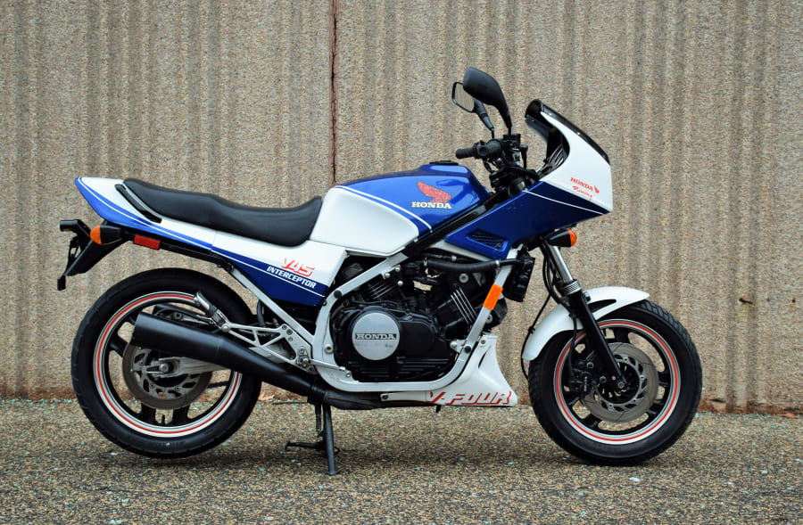 1983 Honda V45 Interceptor for Sale at Auction - Mecum Auctions