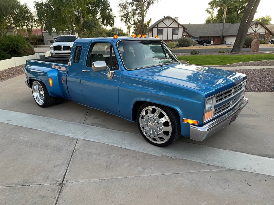 1985 Chevrolet C30 Scottsdale Pickup for Sale at Auction - Mecum Auctions