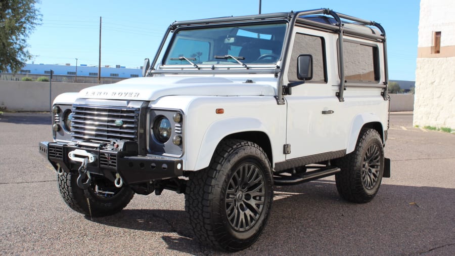 1992 Land Rover Defender 90 Custom for Sale at Auction - Mecum Auctions
