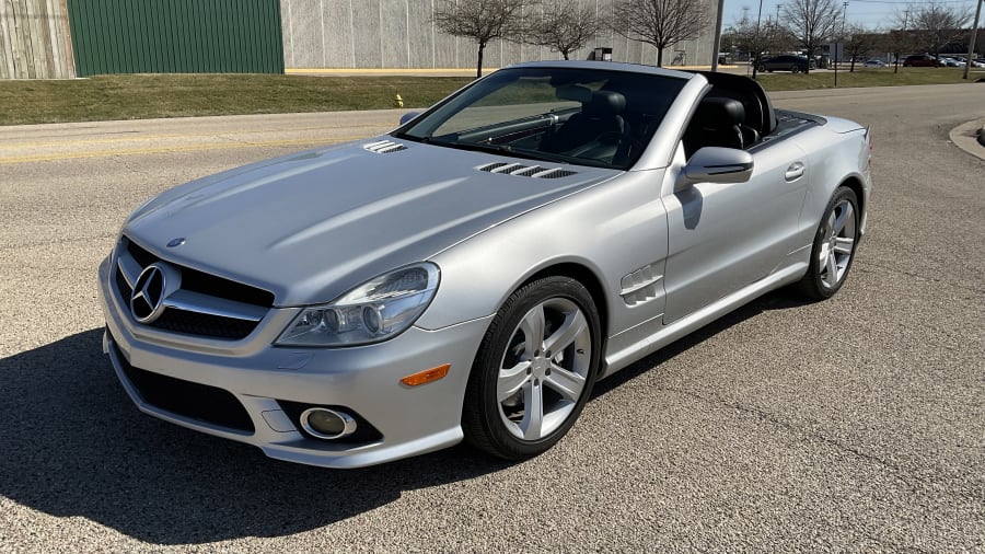 2009 Mercedes-Benz SL550 Convertible for Sale at Auction - Mecum Auctions