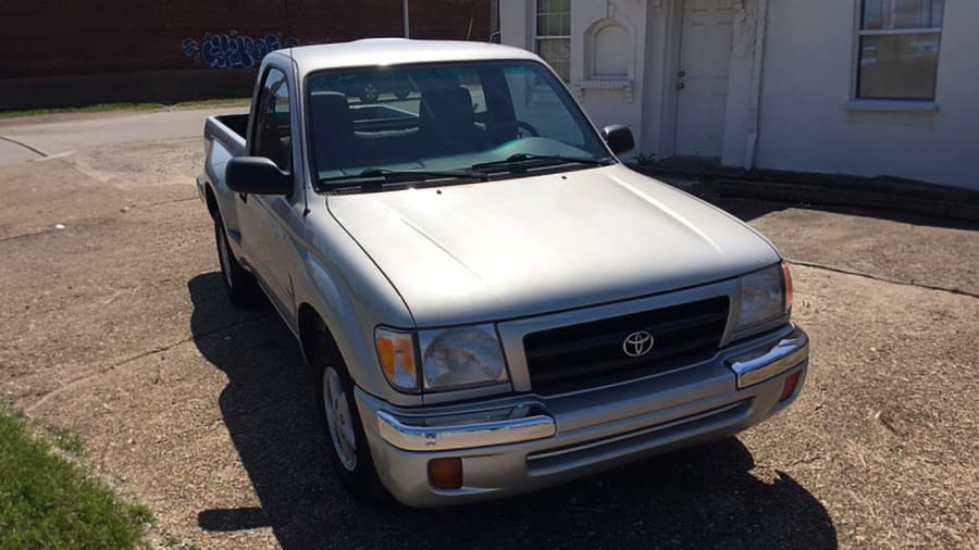 2000 Toyota Tacoma Pickup for Sale at Auction - Mecum Auctions