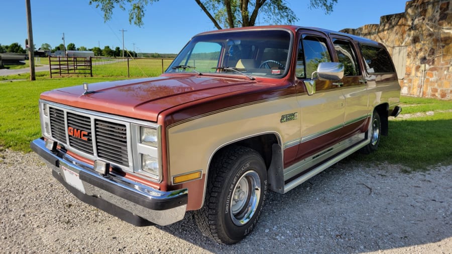 1987 GMC Suburban Sierra Classic for Sale at Auction - Mecum Auctions