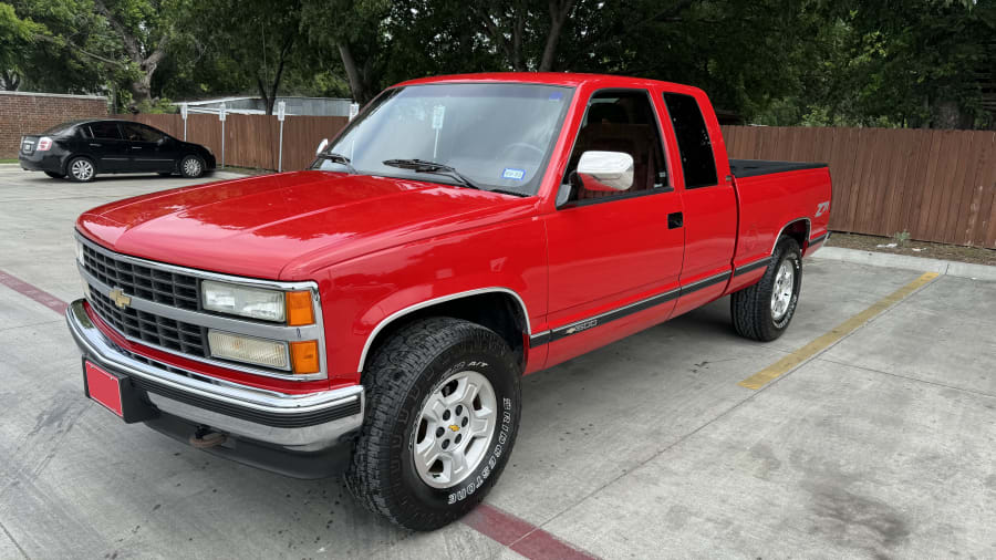 1992 Chevrolet Silverado Z71 Pickup for Sale at Auction - Mecum Auctions