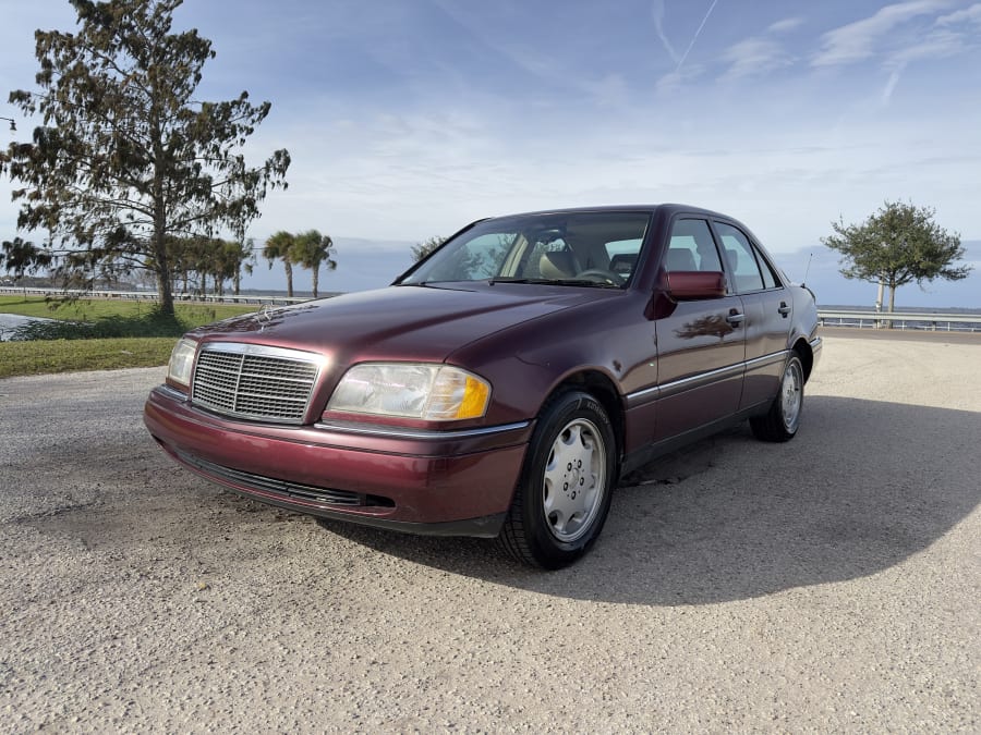 1996 Mercedes-Benz C280 Sedan for Sale at Auction - Mecum Auctions