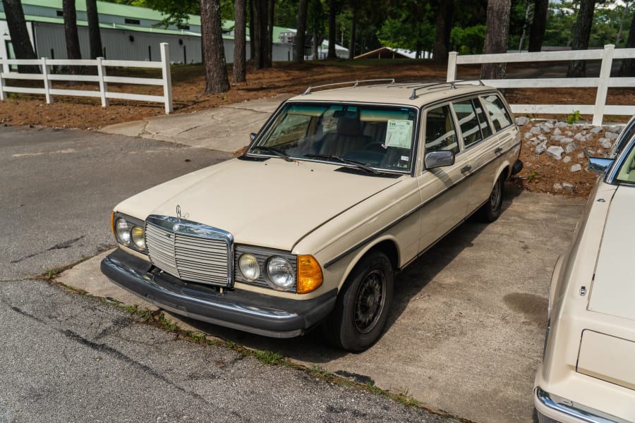 1983 Mercedes Benz 300TD Wagon for Sale at Auction - Mecum Auctions