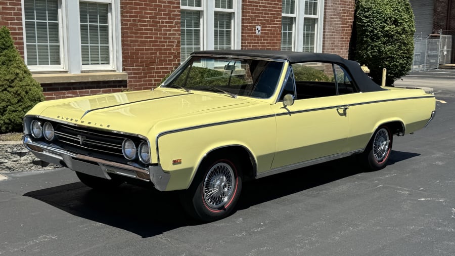 1964 Oldsmobile Cutlass Convertible for Sale at Auction - Mecum Auctions