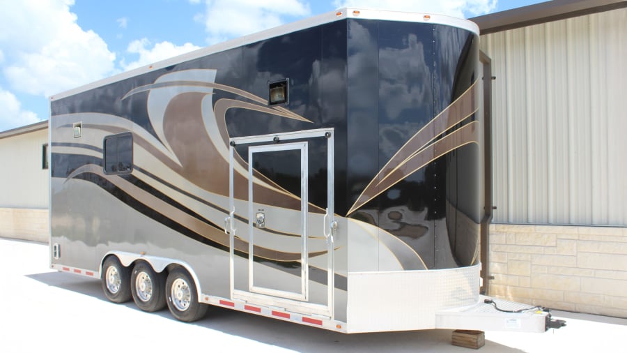 2003 Featherlite 26' Stacker Trailer For Sale At Auction - Mecum Auctions