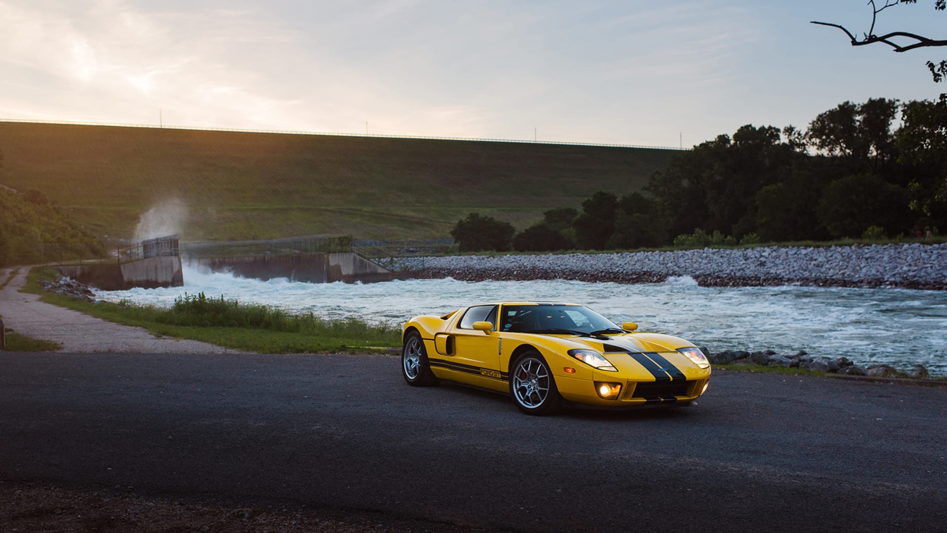 Theo Civitello - Mecum Auctions