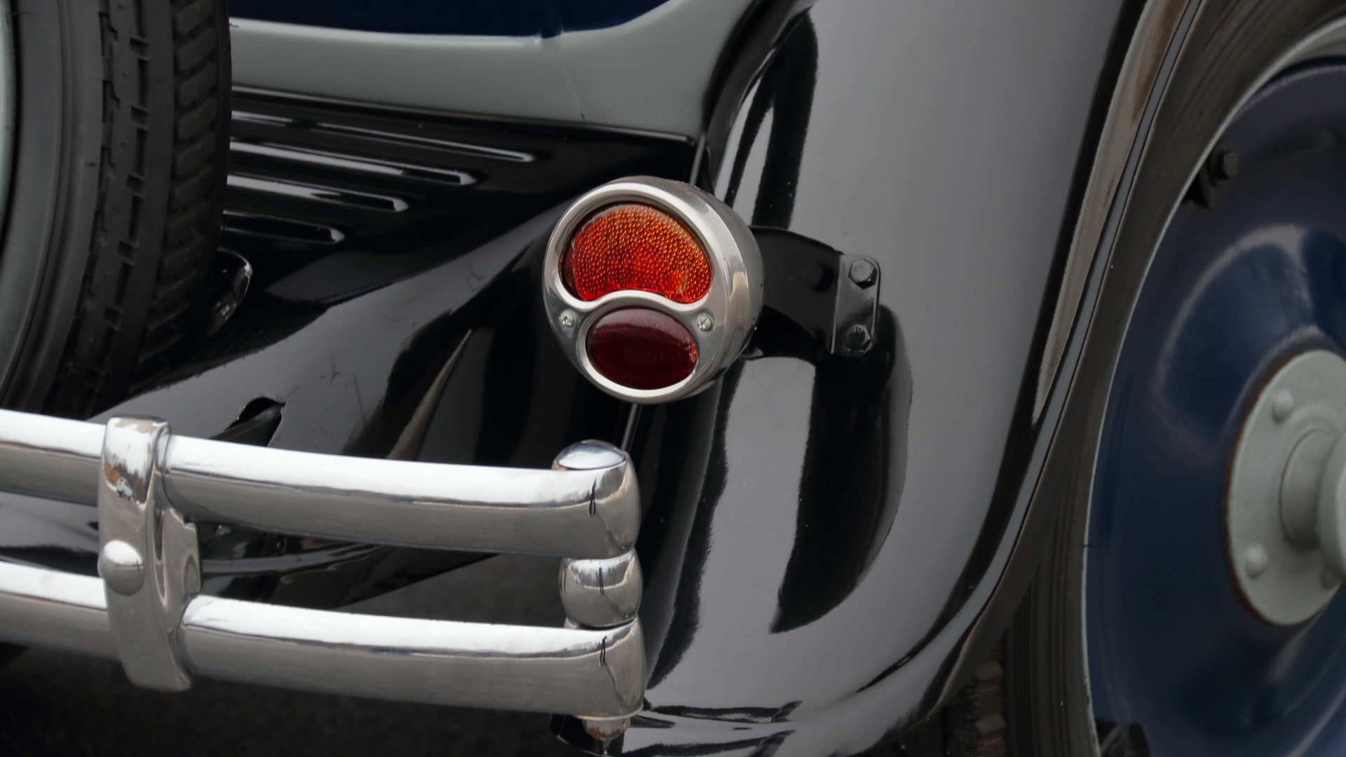 Hailey Schulte - Mecum Auctions