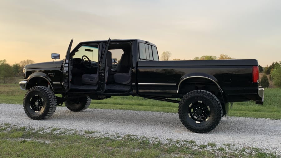 Ford F350 With Stacks