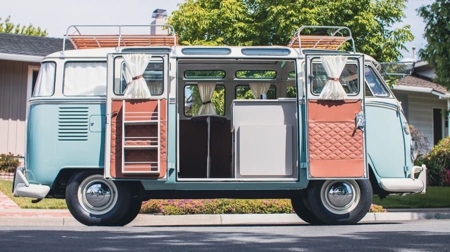 1969 Volkswagen Type II Bus - Mecum Auctions