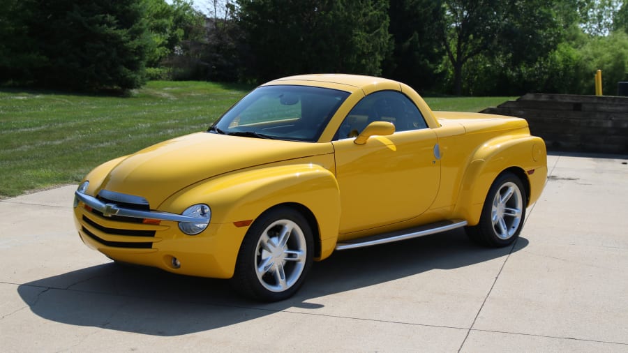 2003 Chevrolet SSR Convertible - Mecum Auctions