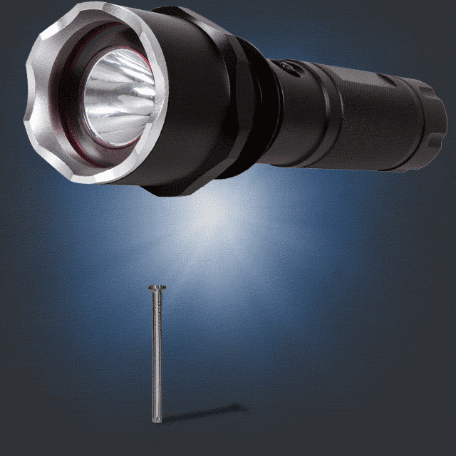 Meh: Life Gear Pro Series 400 Lumen CREE LED Aluminum Flashlight