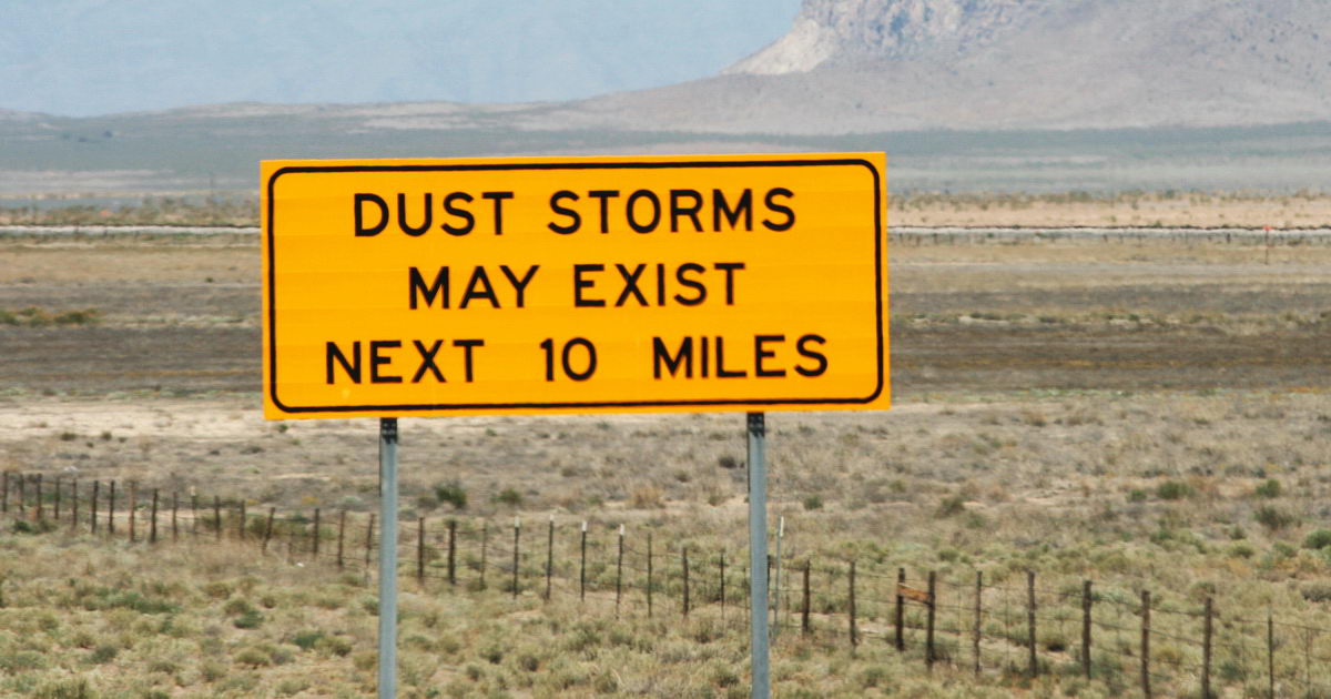 Post entertaining signs the highway folks put out