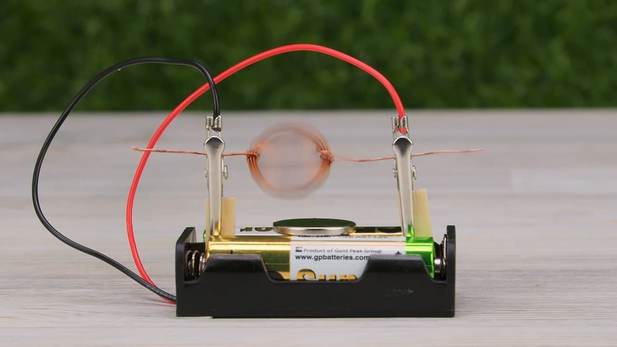 How to make an electric motor | MEL Chemistry