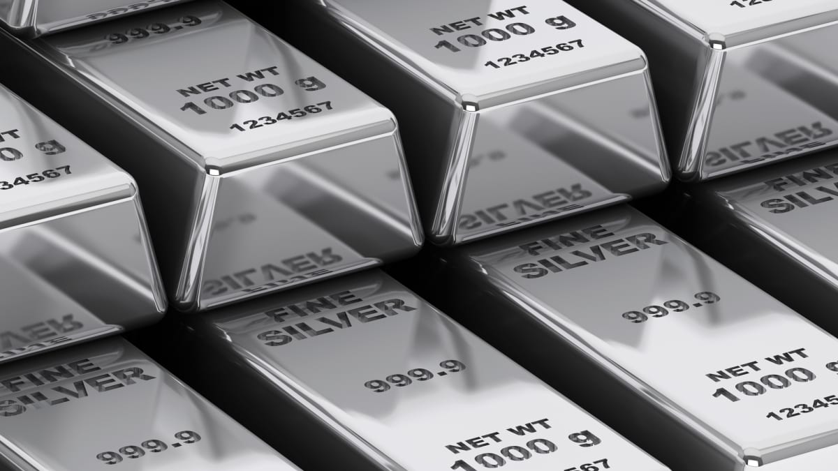 The Characteristics Of Silver And Its Reaction With Hydrochloric Acid the-characteristics-of-silver-and-its-reaction-with-hydrochloric-acid