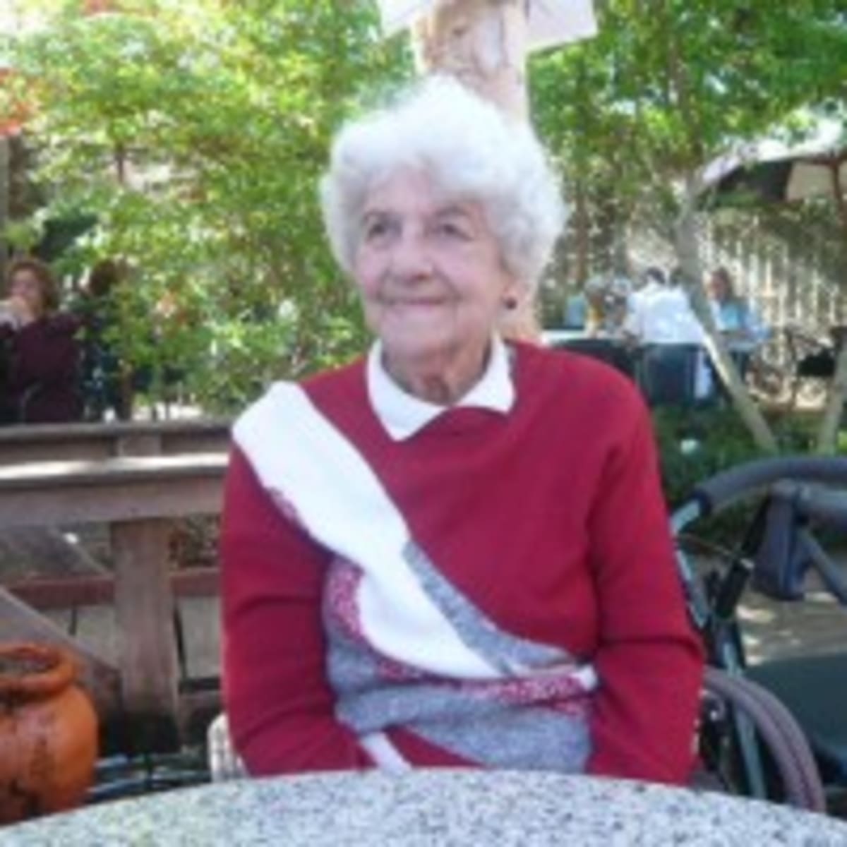 Edith Muriel's Memorial