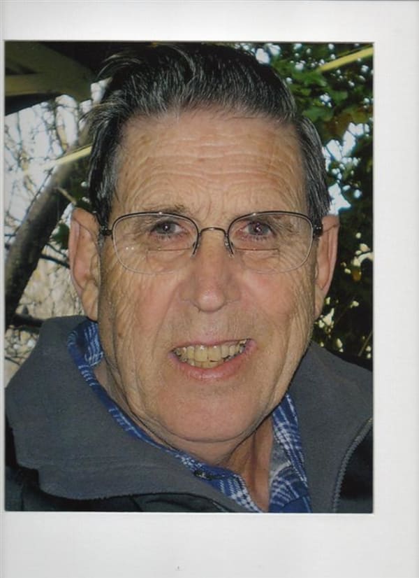 Ian Maxwell (max)'s Memorial