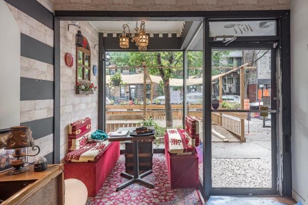 For Lease: Perfect Space For Neighborhood Restaurant