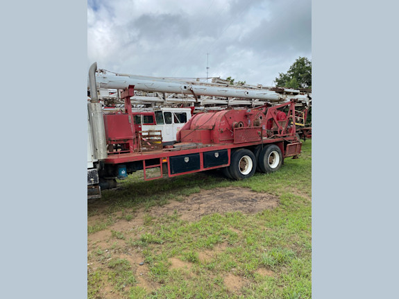 For Sale: Frank Double Drum Service Rig | Cushing, OK