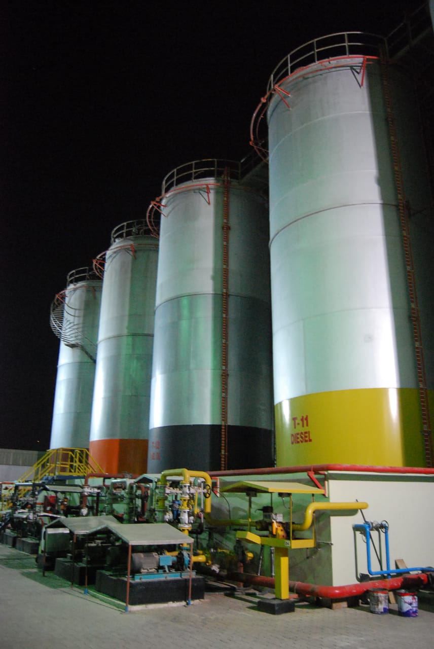 For Sale: Dubai Refinery Out | Nigeria