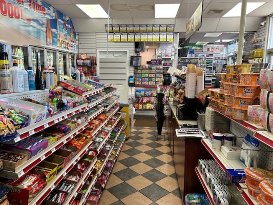 Arco - AM/PM Convenience Store