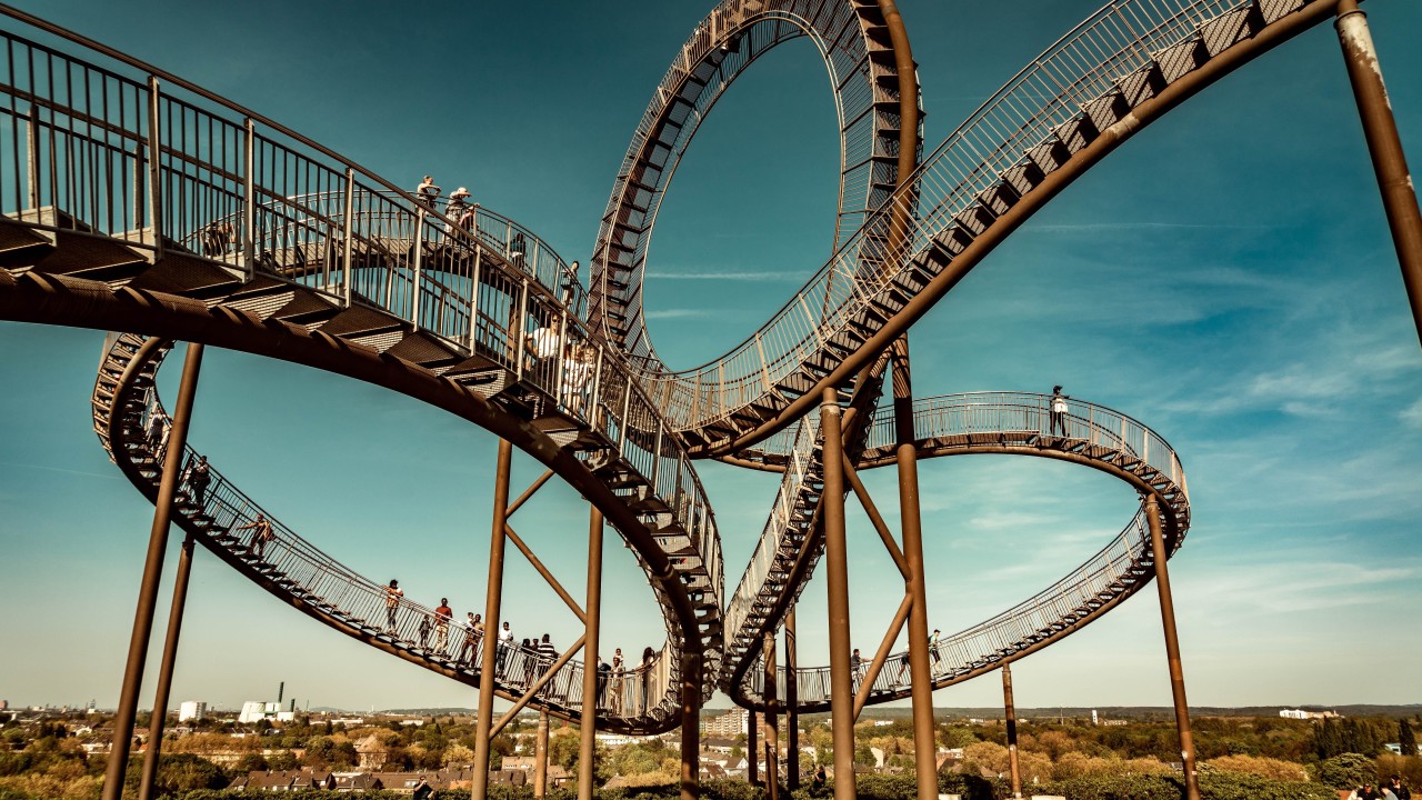 Leadership Homeostasis: How Feedback Loops Calibrate Decision-Making ...