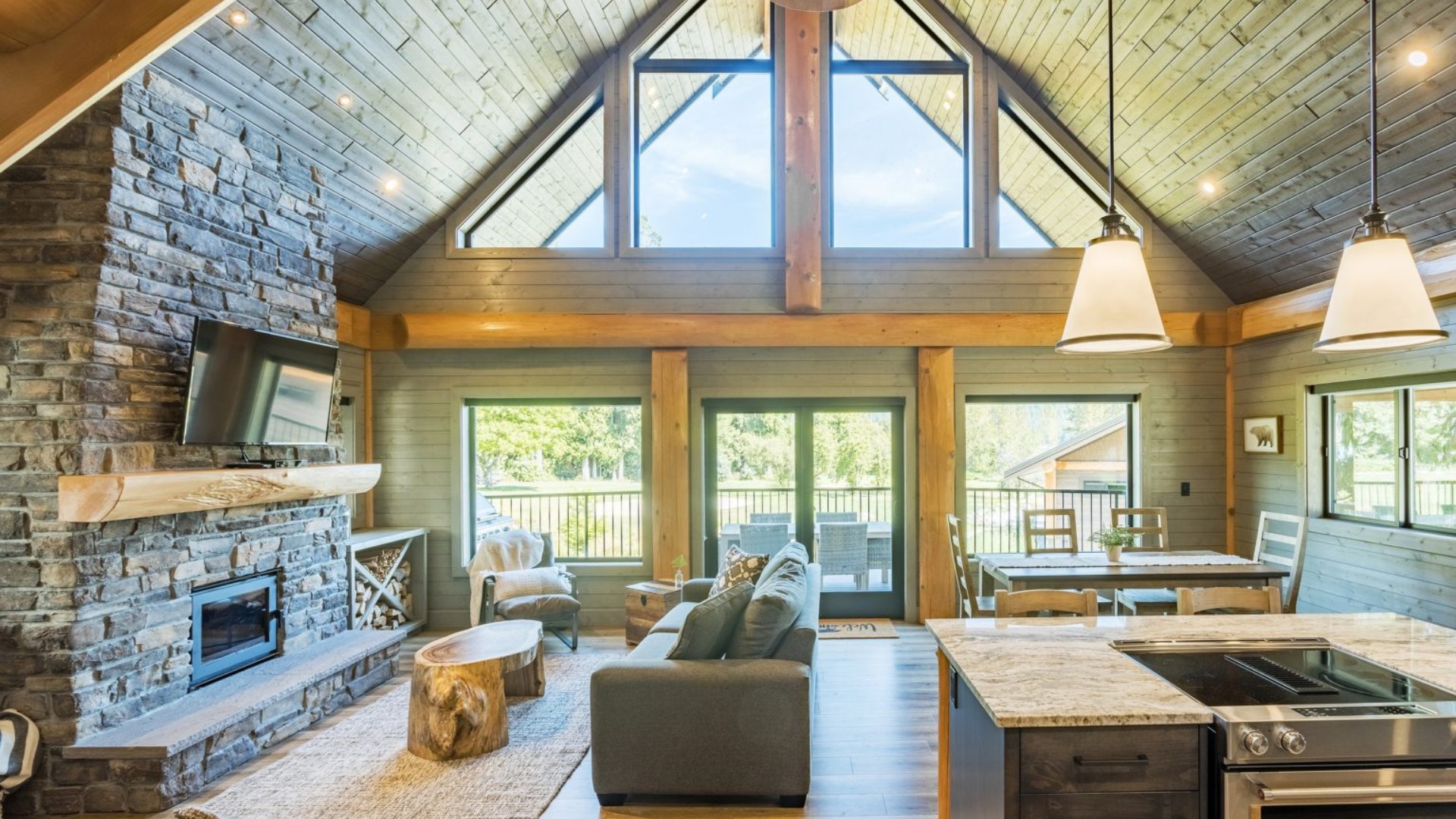 How Design Can Make a Small Home Feel Bigger Blog - Canadian Home ...