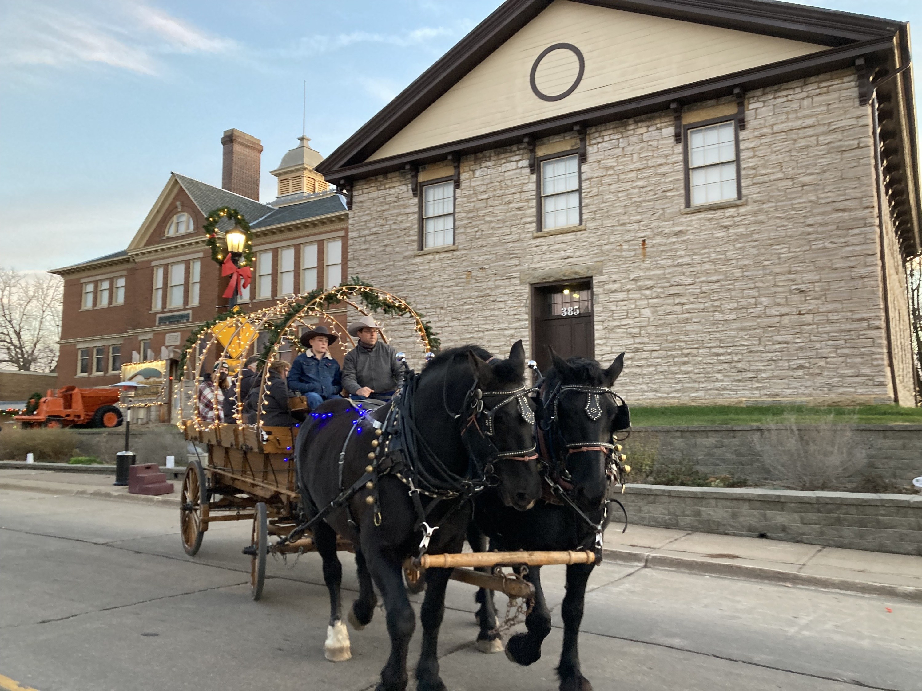 Celebrate the Magic of the Season with Holiday Horse-Drawn Carriage ...