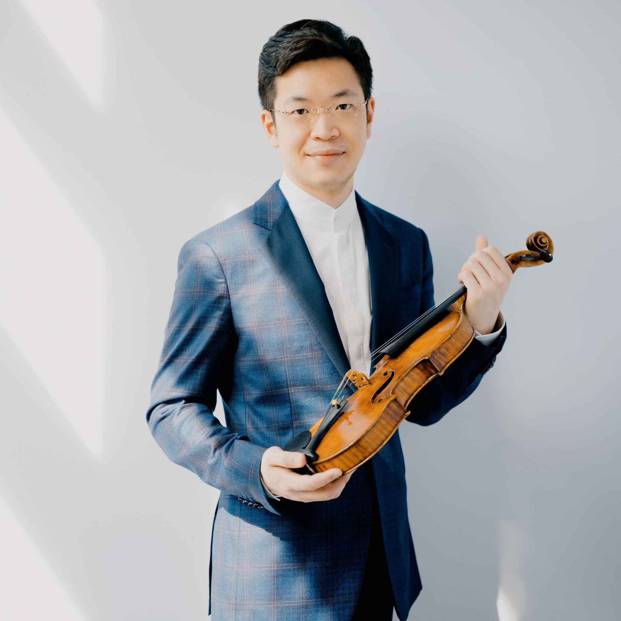 Bravo! Vail Music Festival: Huang Plays Brahms Violin Concerto with DSO ...