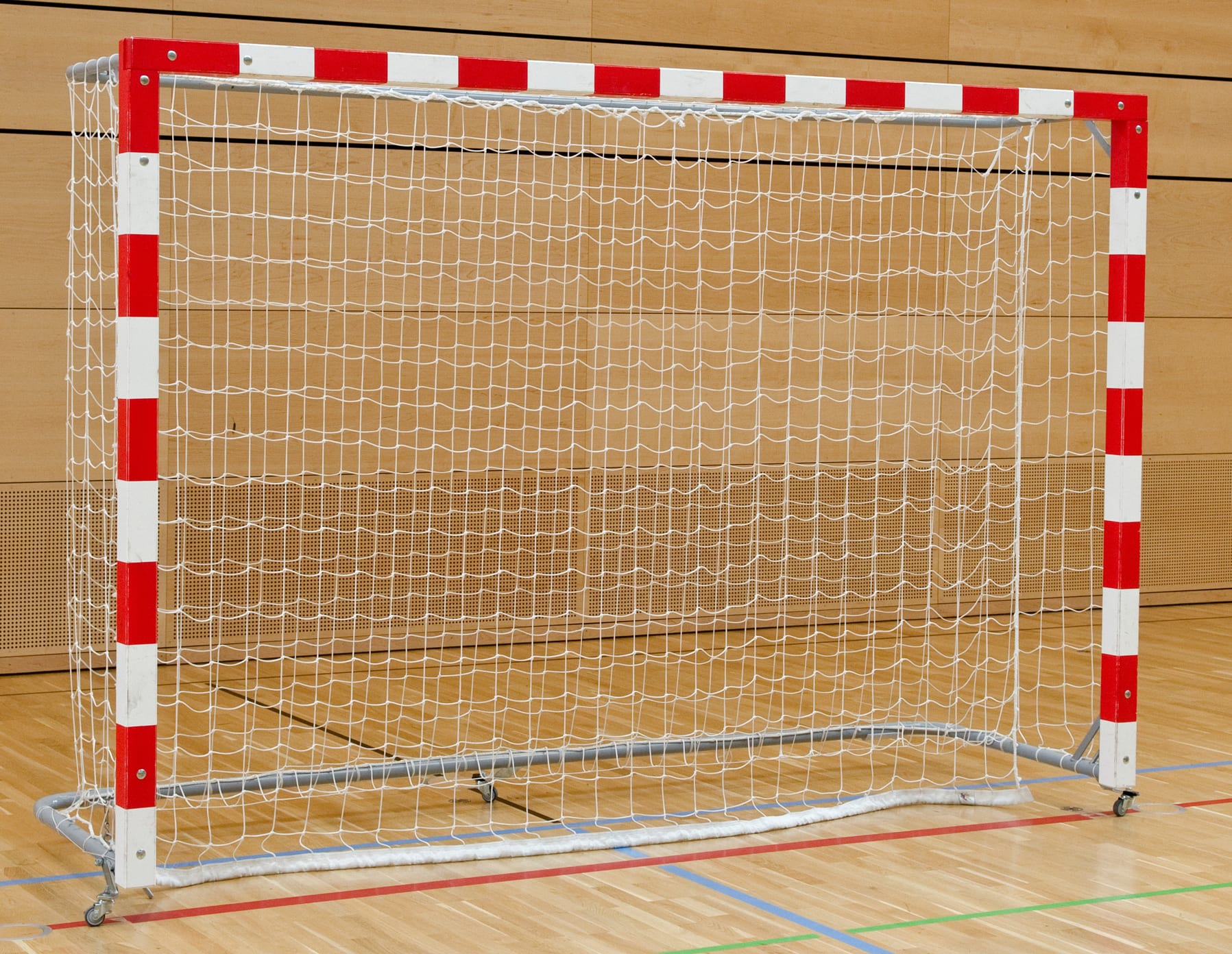Håndballmål, hallmodell, tre H200 x L300 x D62/89 cm. Milas.no