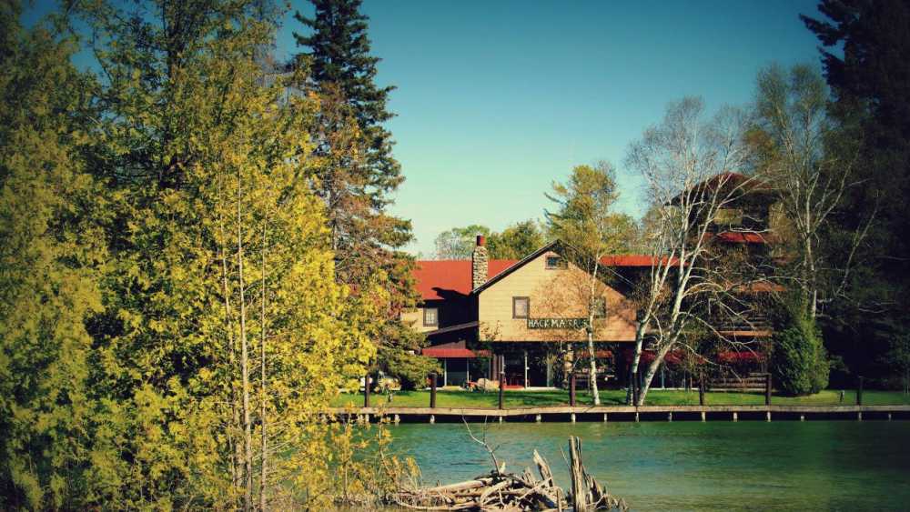 Hack-Ma-Tack Inn & Restaurant | Michigan