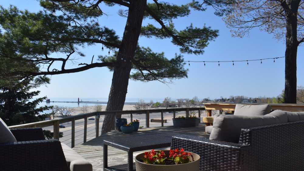 Looking Glass Beachfront Inn | Michigan