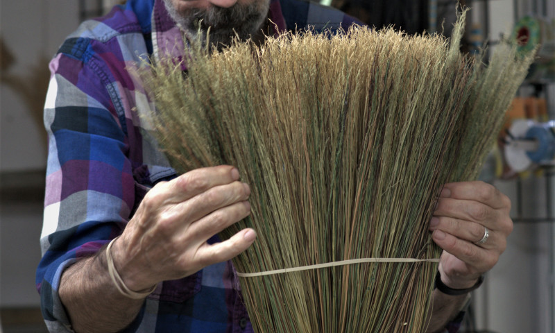 Broom Making in the Ozarks | Arkansas.com Broom Making in the Ozarks | Arkansas.com