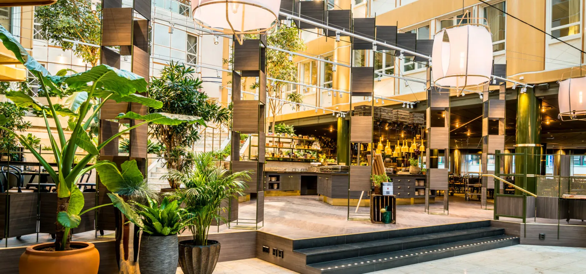 Breakfast host/breakfast hostess at Scandic - MindDig