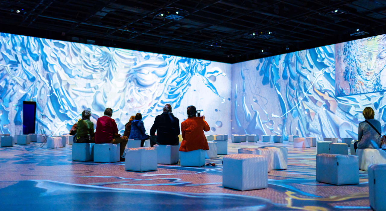 Durable Immersive Exhibitions: Opinions, Methods, and Work Techniques