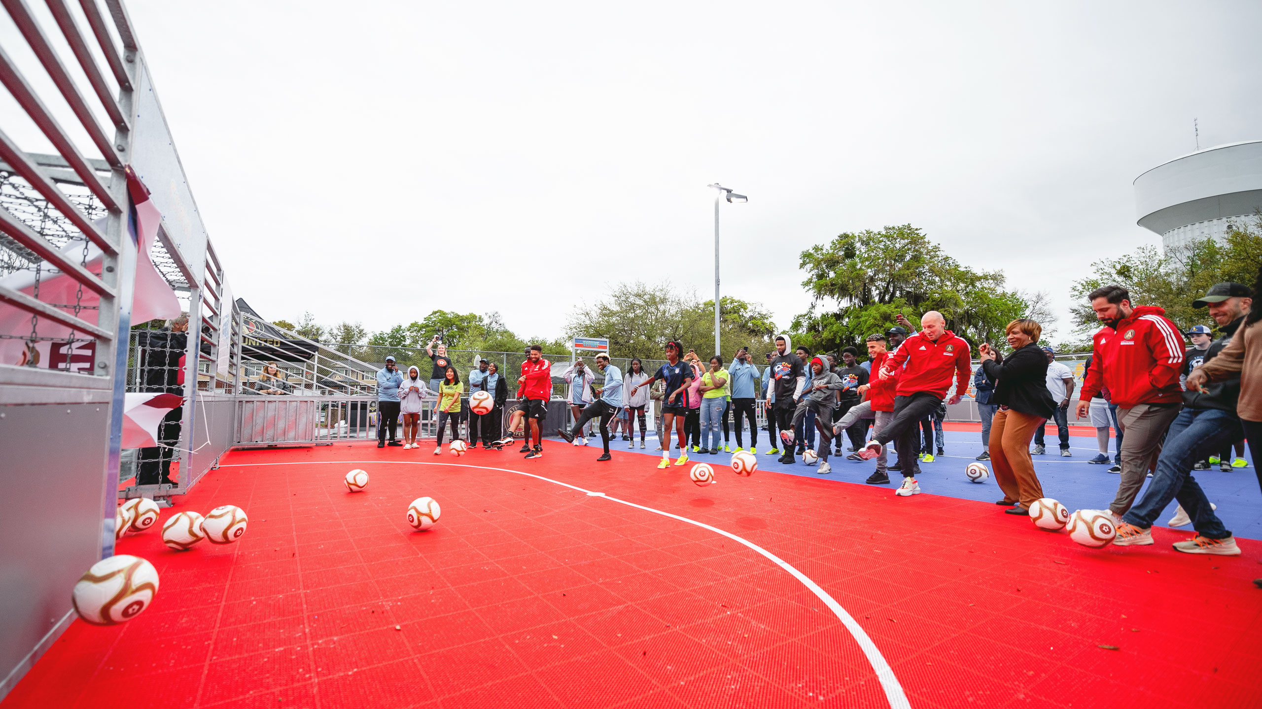 Atlanta United Players Travel To South Georgia To Open First Mini-Pitch ...