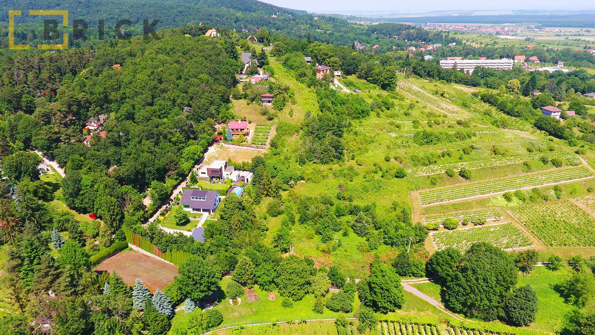 PREDAJ: Stavebný pozemok Modra - Harmónia | BRICK reality