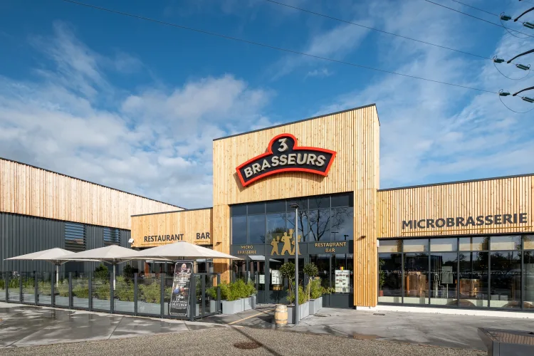 3 Brasseurs Neuville En Ferrain