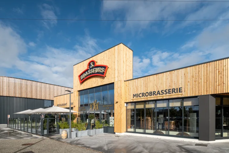 3 Brasseurs Neuville En Ferrain