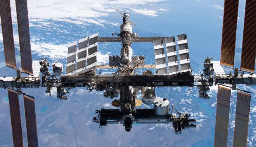 NASA signs US$1.8bn operations, organisation contract - Space Connect
