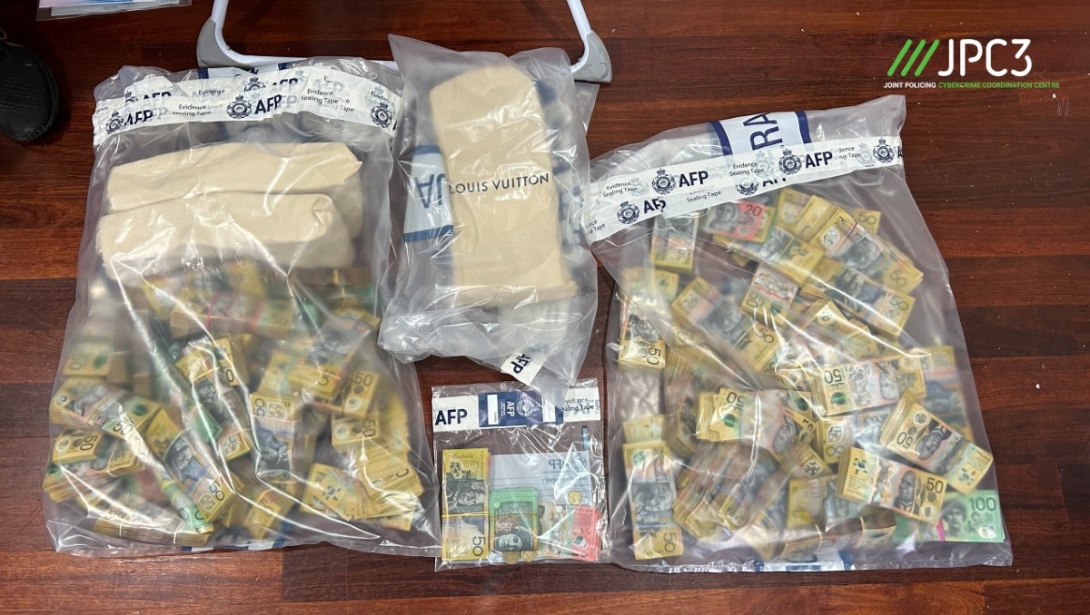 Pakistan national charged over alleged telco scam that raked in more ...