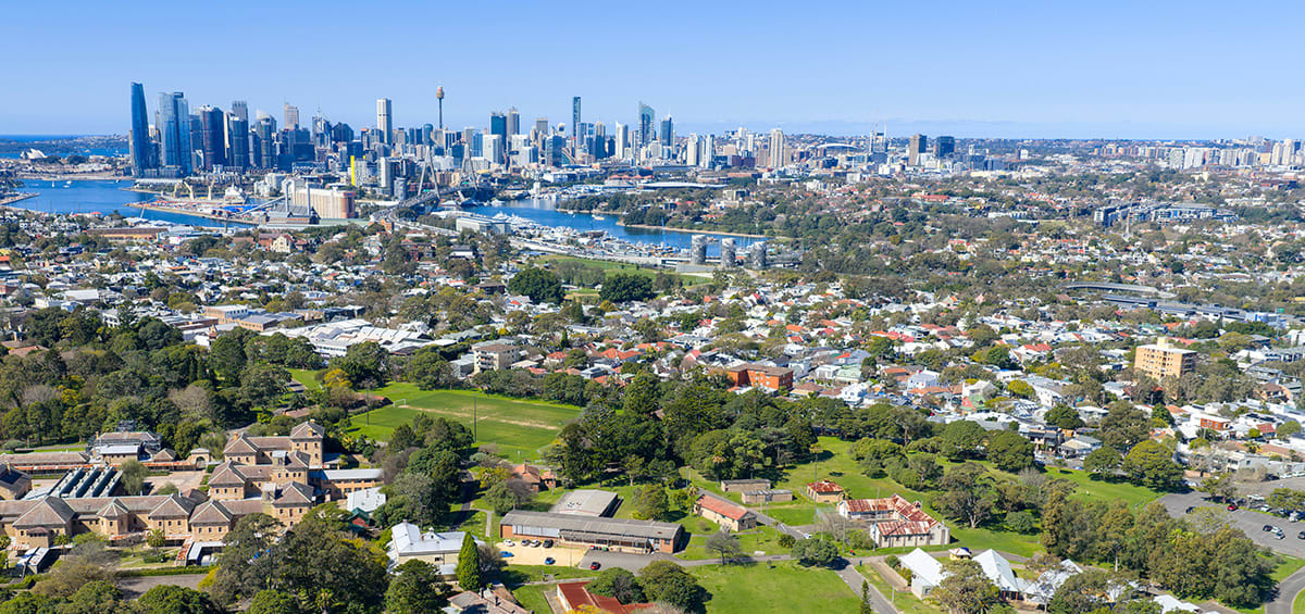 Lifestyle still sells: Agents urged to become local experts as buyers ...