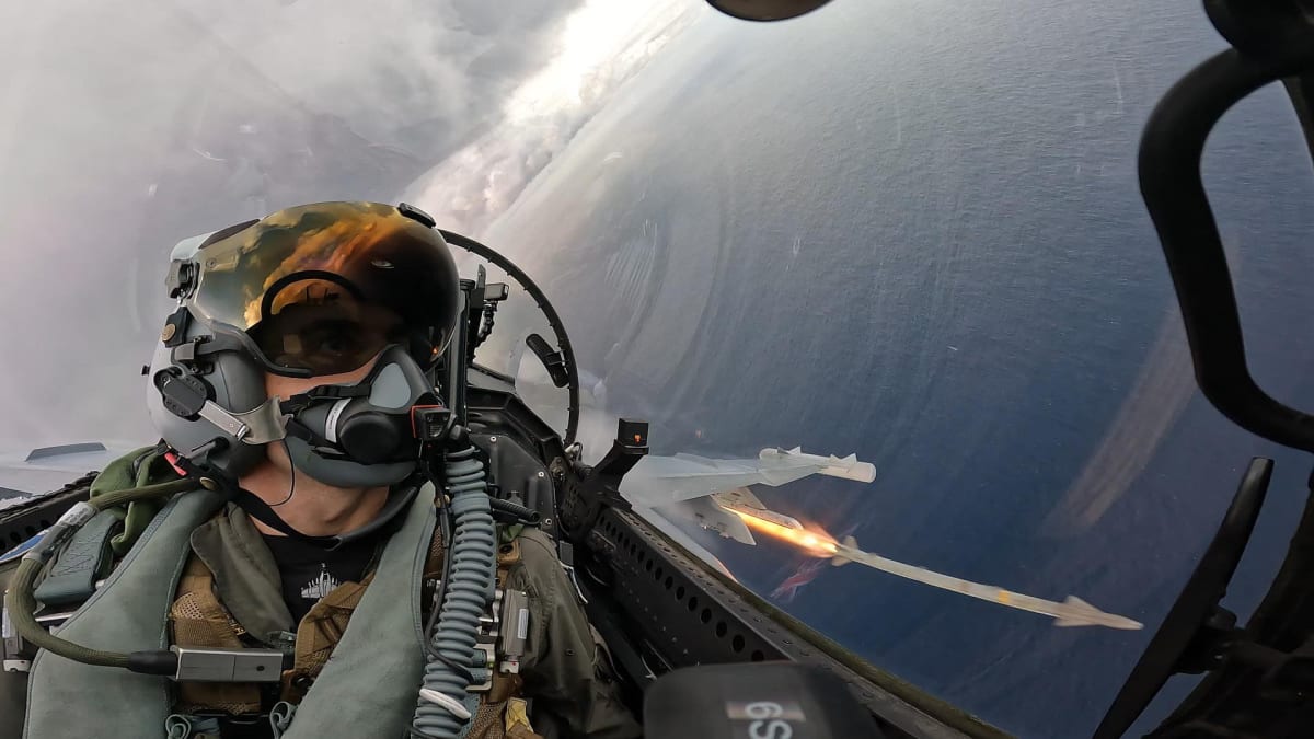 RAAF and Navy engage in live-fire missile testing off NSW coast ...