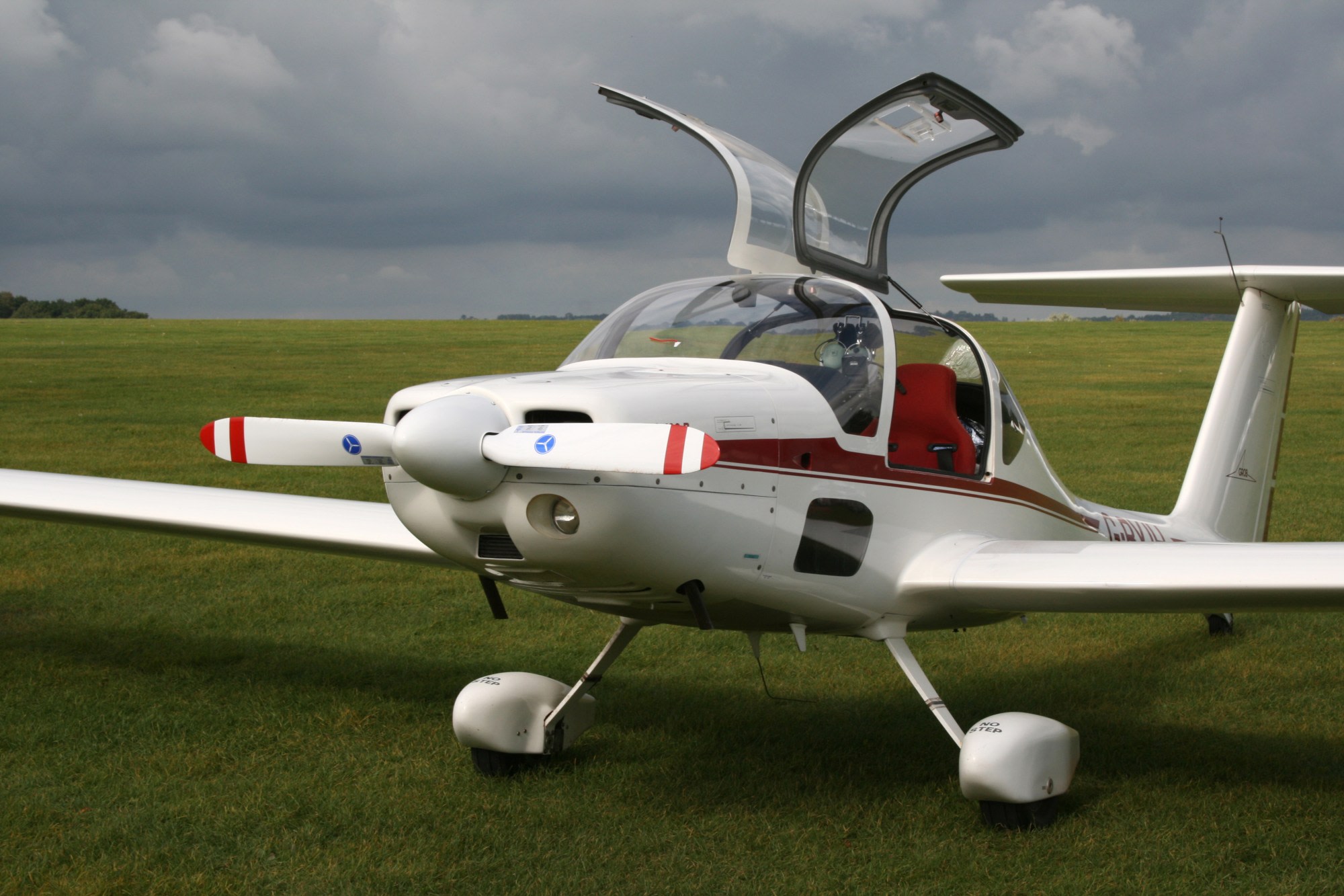 Grob G109B – Australian Aviation