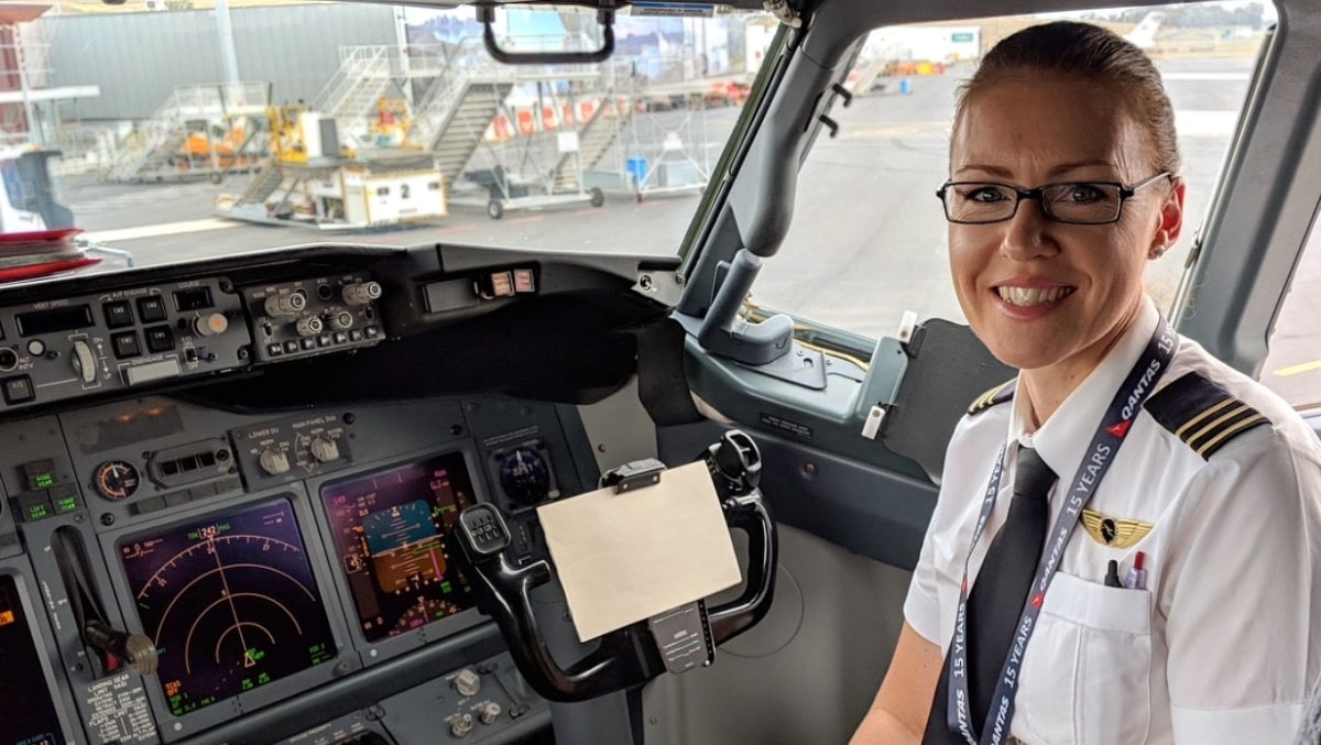 Lack of female pilots behind bad pay figures, say airlines – Australian ...