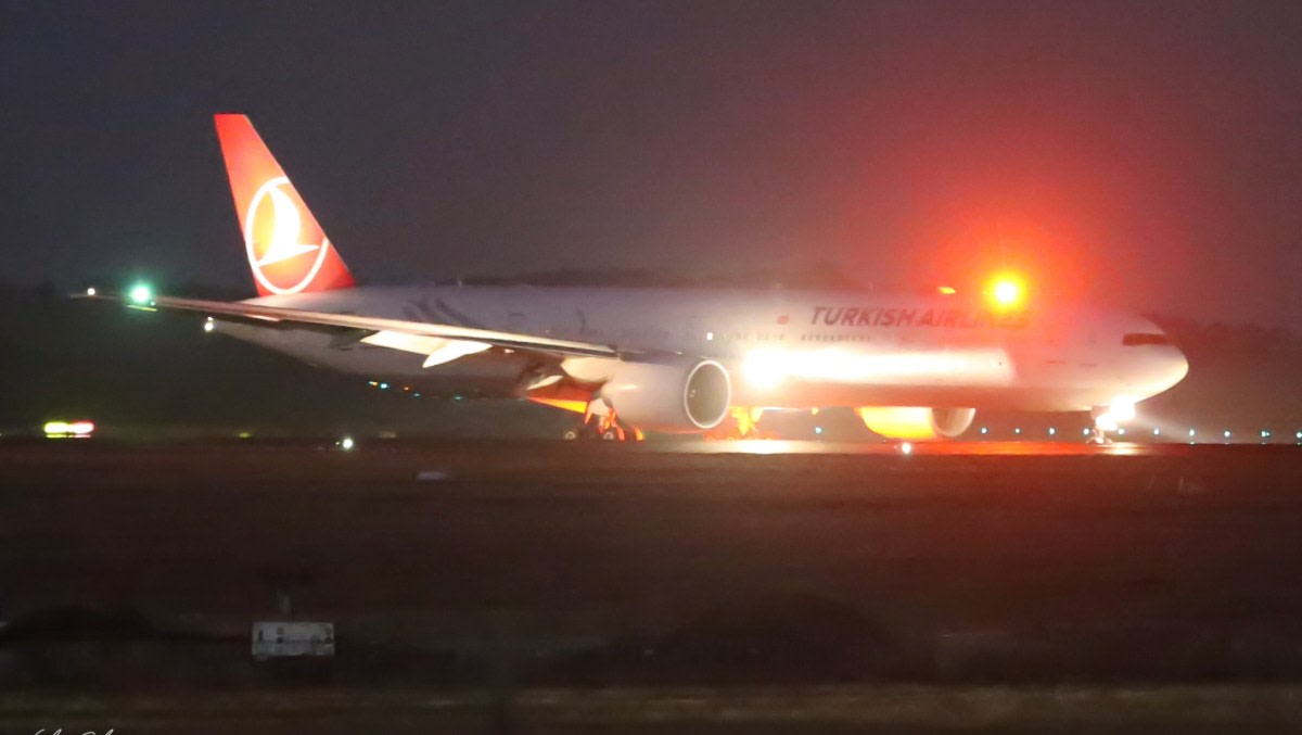 Turkish Airlines begins landmark Istanbul–Melbourne service ...